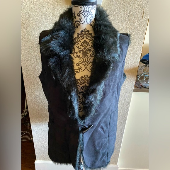 Fever | Jackets & Coats | Fever Large Vest Faux Fur Faux Suede Black L ...